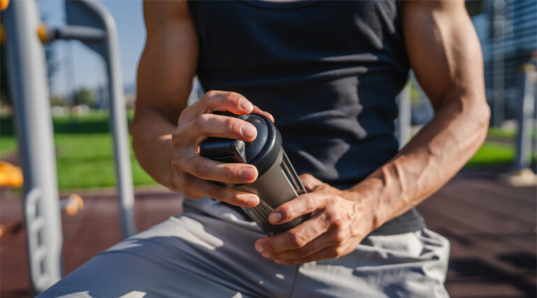 How to Retain Muscle While Cutting - Follow a Simple Checklist